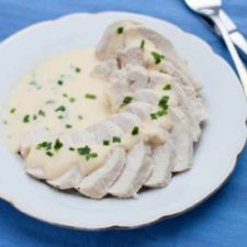 Elizabethan Chicken in Cream Sauce - Chicken with Green Grapes